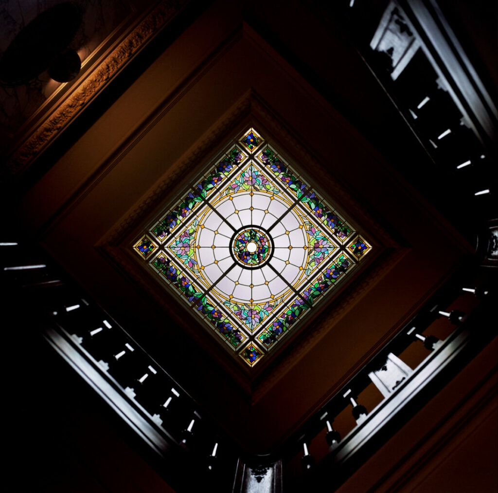 Projects — Atelier Mestdagh | Glas-in-loodramen, van traditie tot innovatie